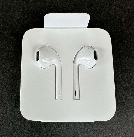 New/Unused Apple Ear Pods w/ Lightning Connector - Auction Ohio