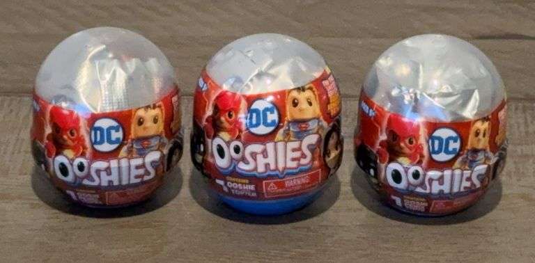 **NEW** 3 Ooshies DC Justice League Pencil Topper Blind Capsules ...