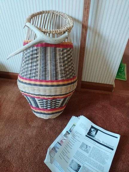 Handmade Antler Porky Pod Basket W/Instruction How To Make - Auction Ohio
