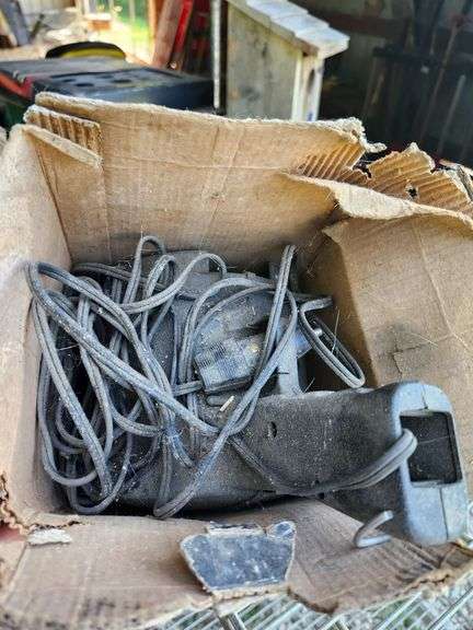 Nite Tracker I Spotlight - Auction Ohio