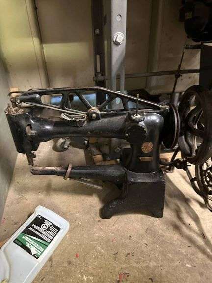 Heavy-Duty Industrial Sewing Machine with Manual Flywheel - Auction Ohio