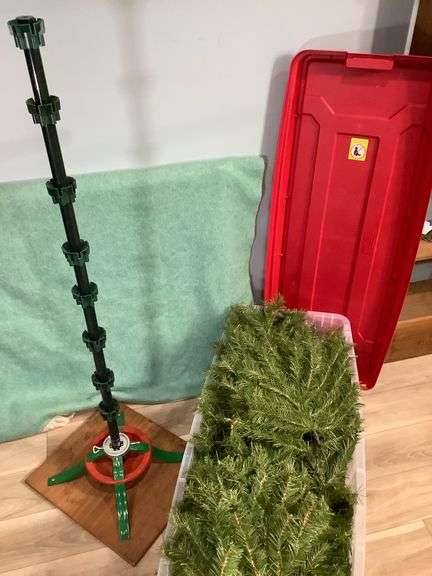Christmas Tree - Auction Ohio