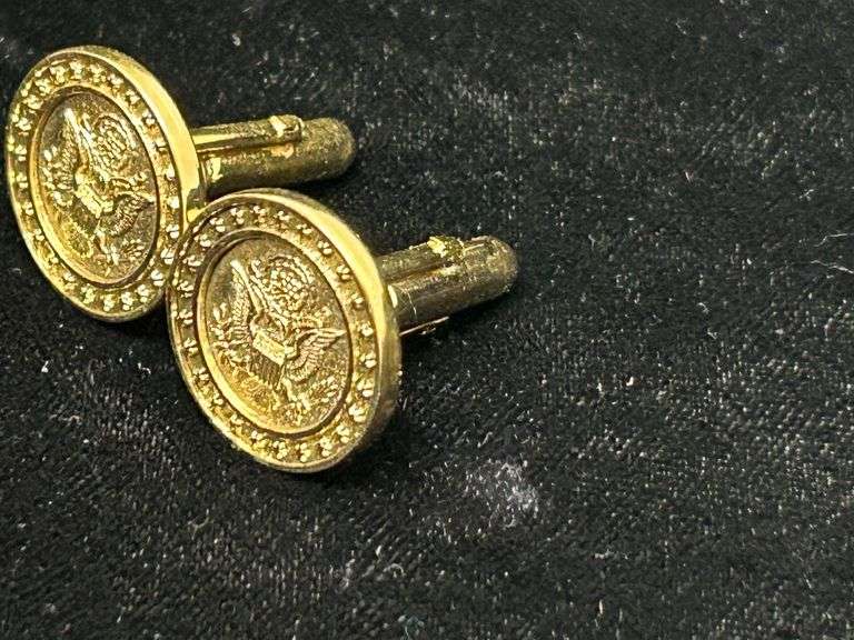 Vintage Gold-Tone U.S. Great Seal Cufflinks - Auction Ohio