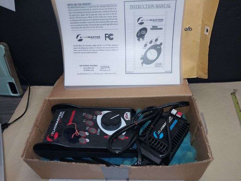 Atlas Master DCC Commander with Power Unit & Manual - Auction Ohio