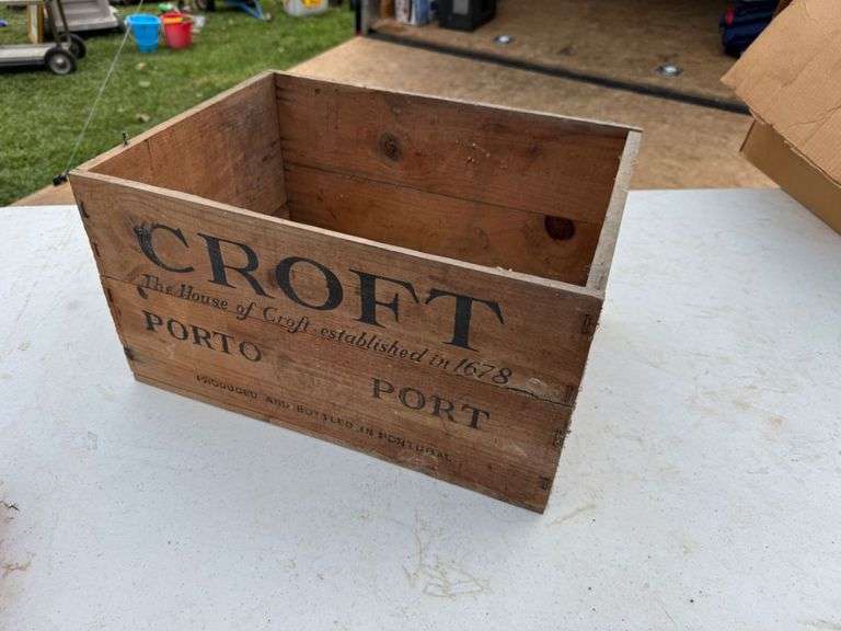 Wooden Croft Port Wine Crate - Auction Ohio