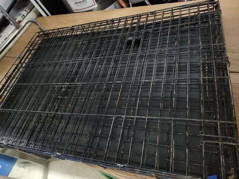 Large Dog Cage - Auction Ohio