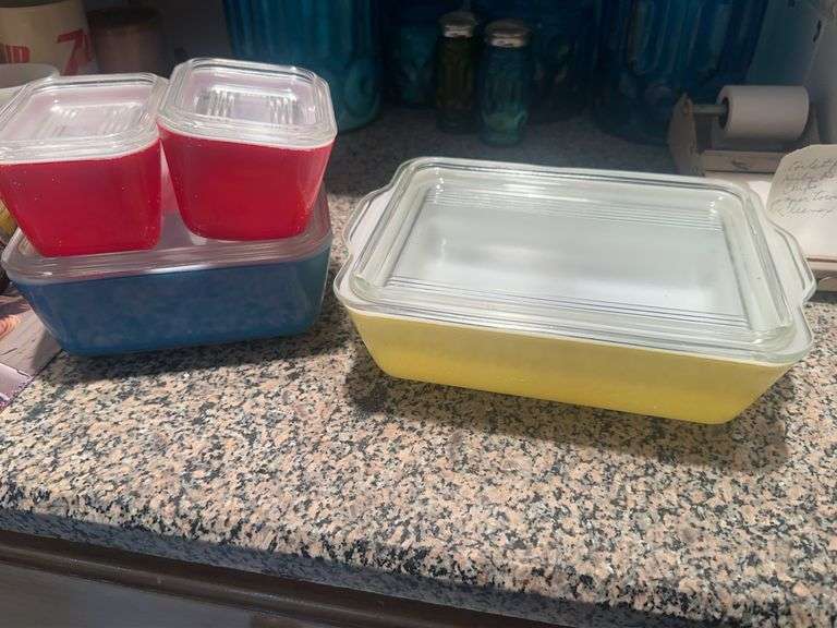 PYREX Set - Auction Ohio