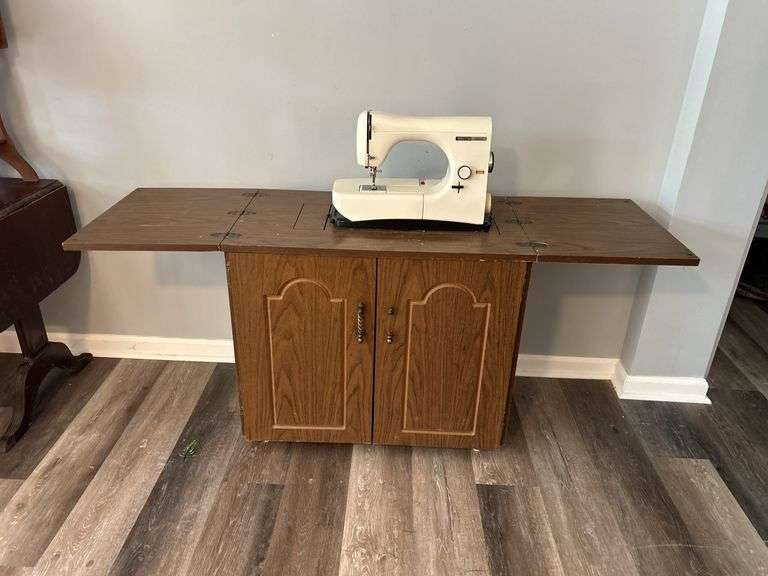 Necchi Lydia 3 Sewing Machine with Wood Cabinet and Accessories ...