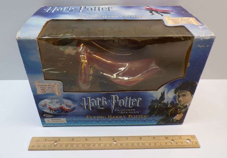 Fusion Toys Flying Harry Potter Action Figure - Auction Ohio