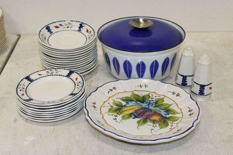 Ceramic & Enamel Tableware - Auction Ohio