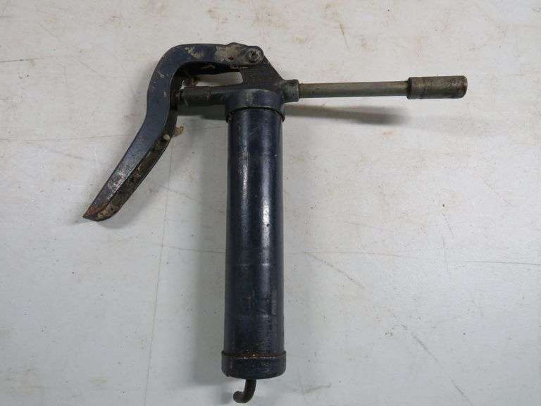 Grease Guns & Grease - Auction Ohio