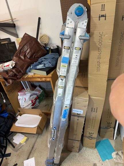 Werner Extension Ladder - Auction Ohio
