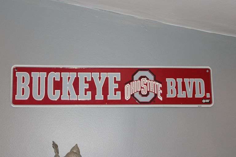 Buckeye Boulevard Sign - Auction Ohio