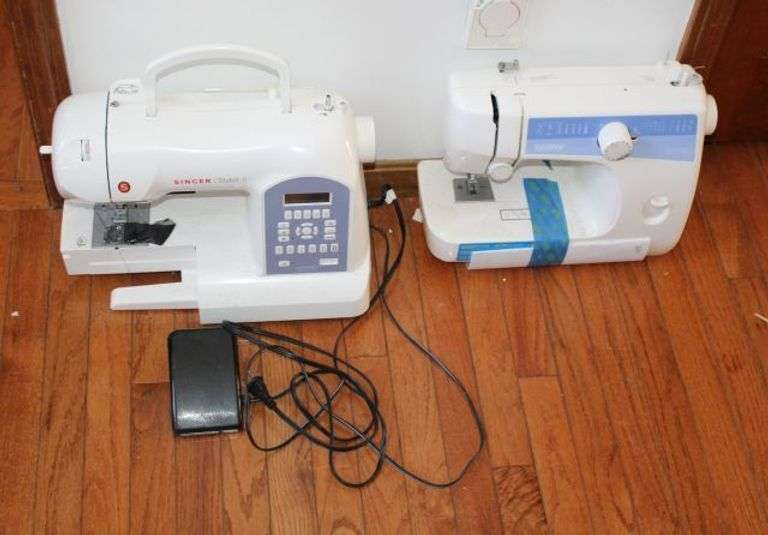 Singer Stylist II Model 5625 and Brother Sewing Machine - Auction Ohio