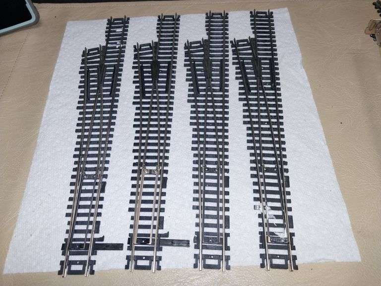 HO Scale Train Track Switches (Set of 4) - Auction Ohio