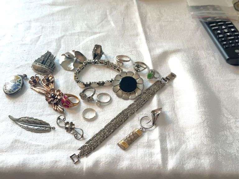 Sterling silver jewelry - Auction Ohio