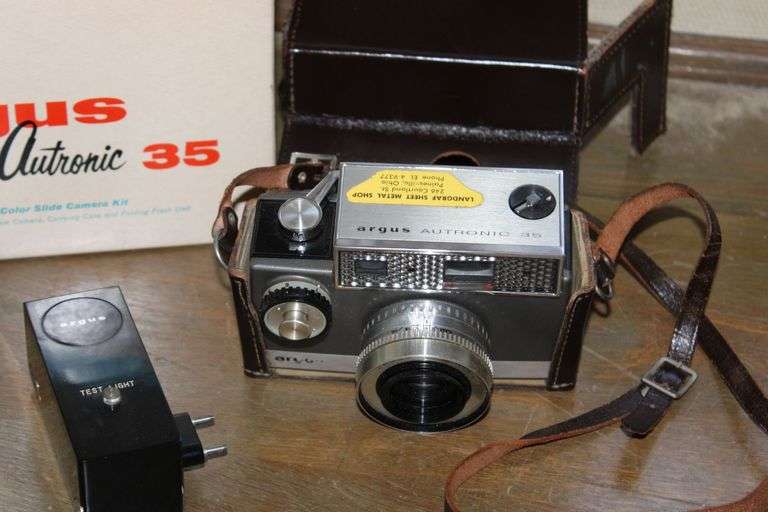 Argus & Brownie Cameras And Accessories - Auction Ohio