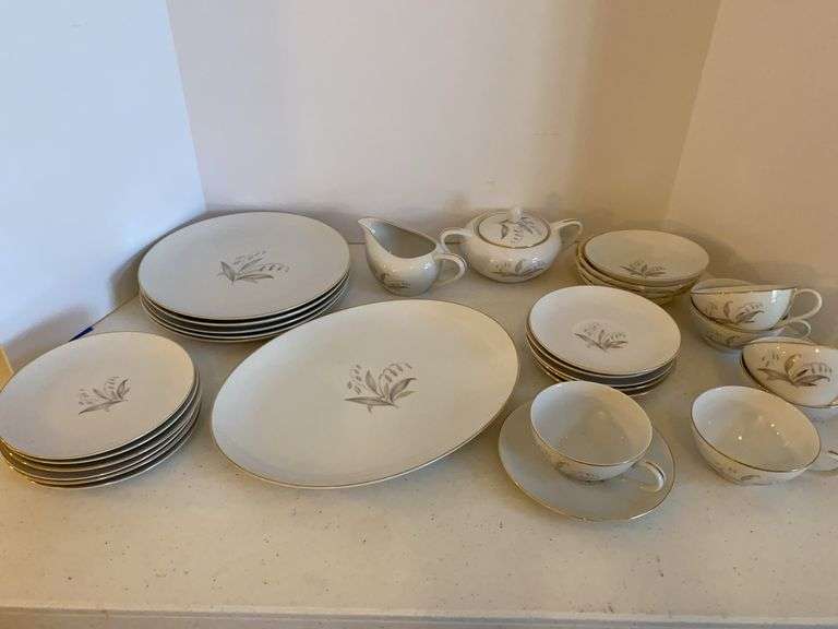 Vintage Kaysons Fine China Japan - Golden Rhapsody Pattern - Auction Ohio