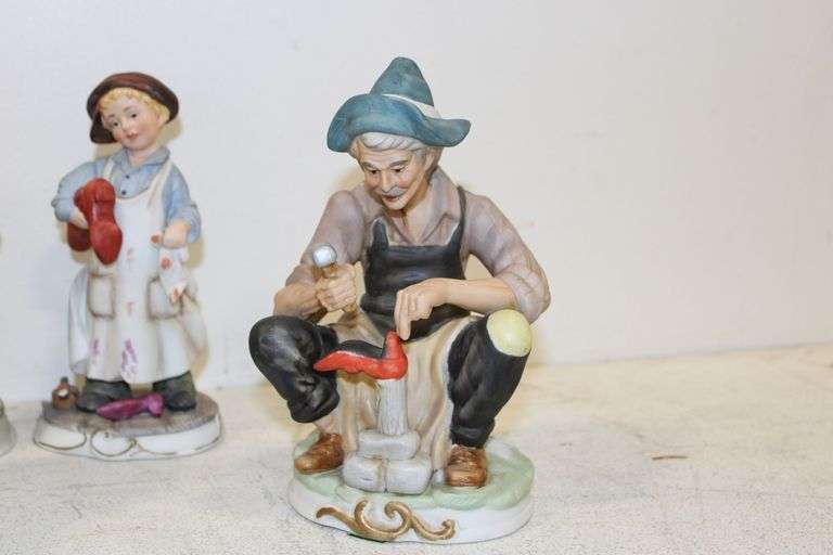 Porcelain Shoemaker Figurines - Auction Ohio