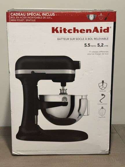 **NEW** KitchenAid® 5.5 Quart Bowl-Lift Stand Mixer - Black Matte ...