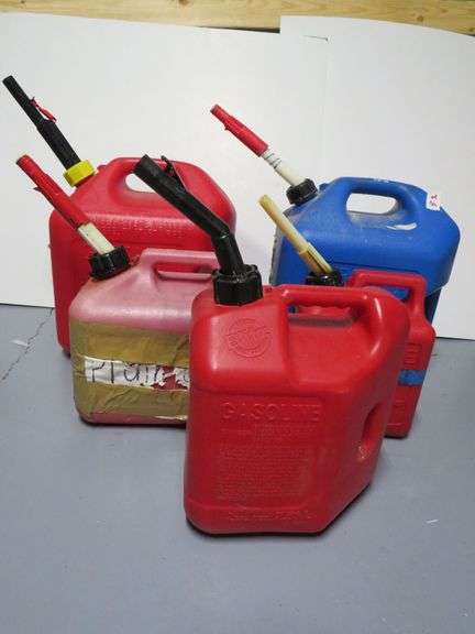 Fuel Cans - Auction Ohio