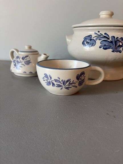Pfaltzgraff Ceramic Set with Blue Floral Pattern - Auction Ohio