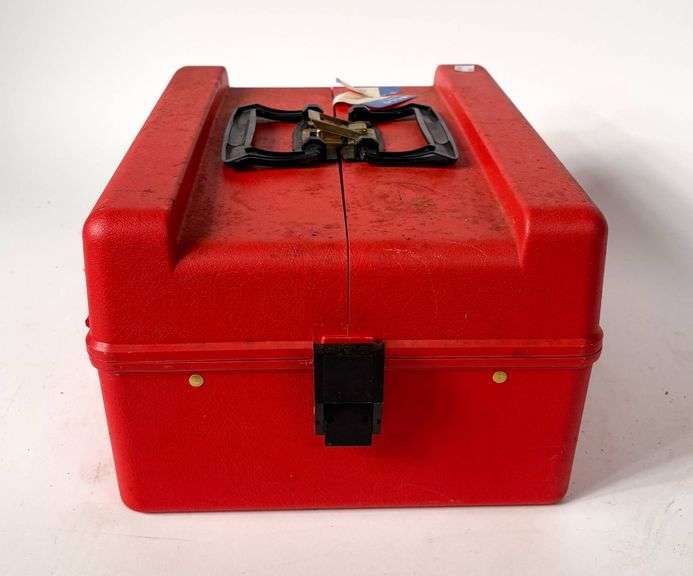 SMALL SILVER METAL TOOL KIT WITH ENAMEL AND INKS INCLUDED. - Auction Ohio