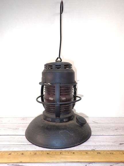 Antique Embury Traffic Gard No. 40 with Red Lens - Auction Ohio