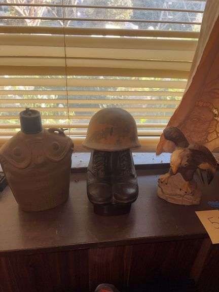 Porcelain Military Collectables - Auction Ohio