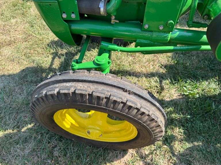 John Deere Model L Tractor - Auction Ohio