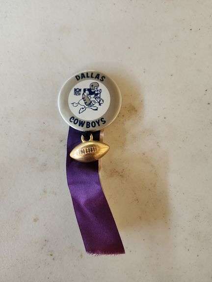 Vintage Dallas Cowboys Football Button/Pin W/Attached Ribbons ...