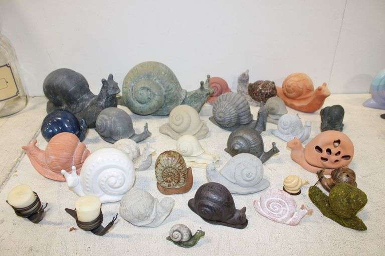 Awesome Snail Collection - Auction Ohio