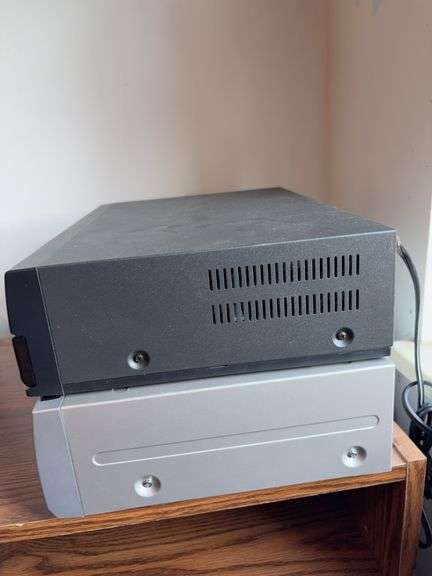 Memorex VHS Player and Panasonic Hi-Fi Stereo VCR - Auction Ohio