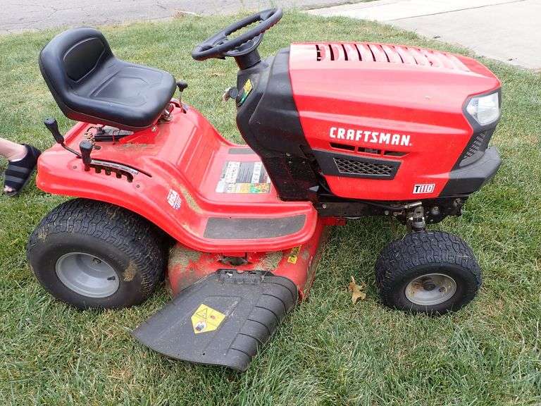 Craftsman CMXGRAM1130036 42-Inch Riding Lawn Mower with 500cc Engine ...