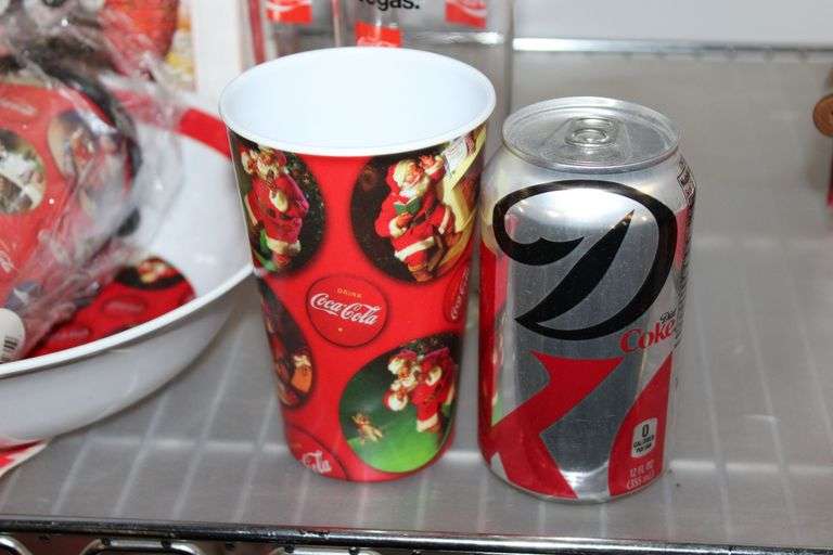 Coca-Cola Collectibles - Auction Ohio