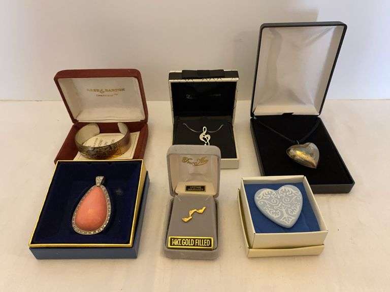 Boxed Jewelry - Auction Ohio