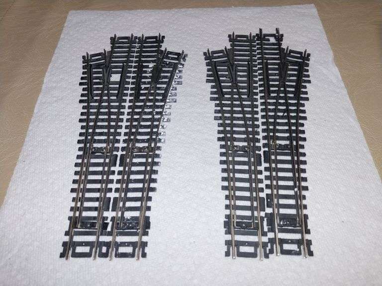 HO Scale Switch Tracks (Set of 4) - Auction Ohio