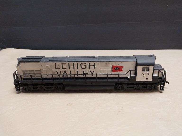 HO Scale Lehigh Valley Diesel Locomotive #638 – Made in Yugoslavia ...