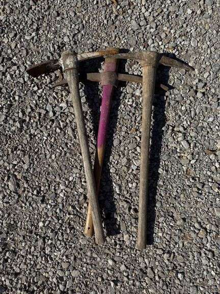 Pickaxes - Auction Ohio