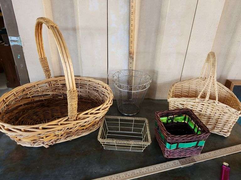 Assorted Baskets - Auction Ohio