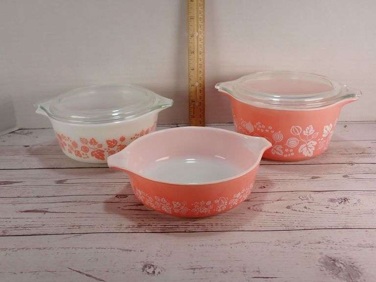 Pyrex Gooseberry Pattern Mixing Bowl Set, Pink and White, with Lids, 1 ...