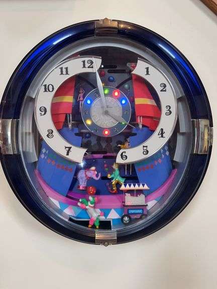 Animated Circus Clock with Lights working - Auction Ohio