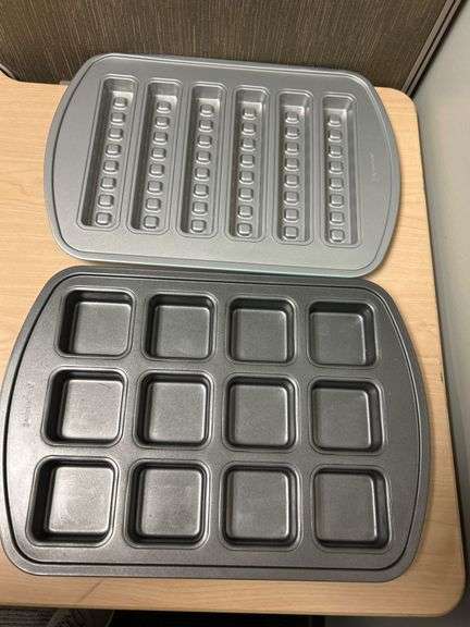 Pampered Chef Baking Pans Including Brownie Pan and Bar Pan With Logo ...