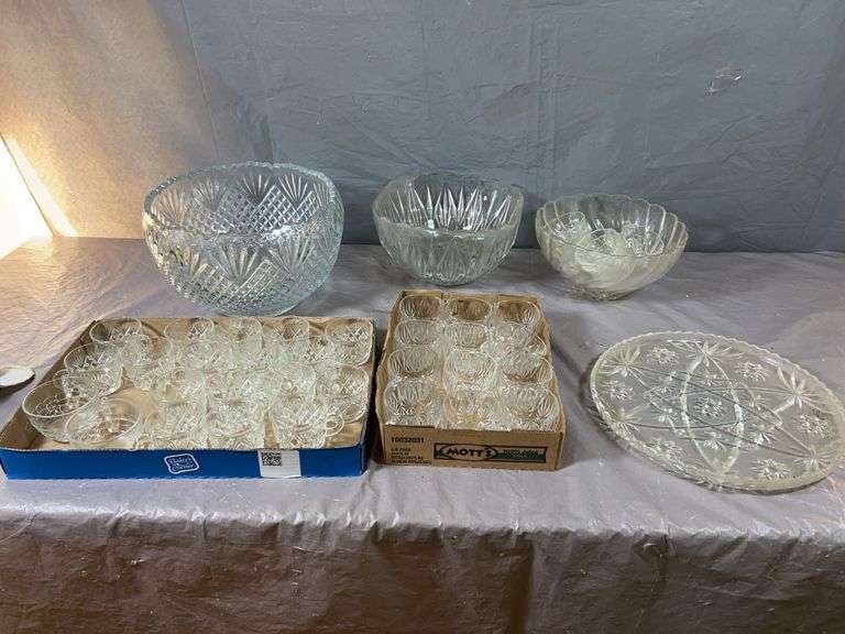 Punch Bowls - Auction Ohio