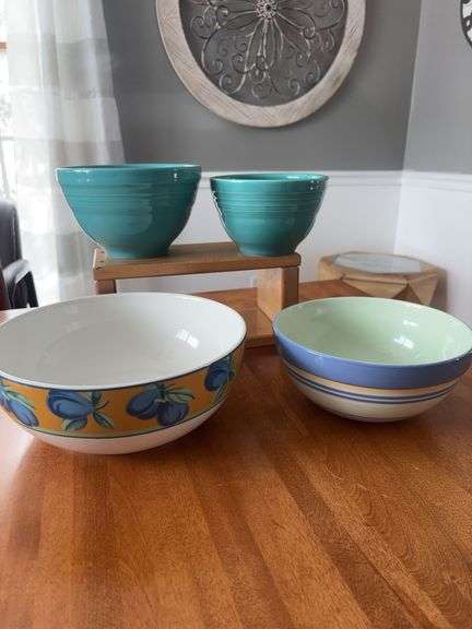 Unique Set of 4 Collector Bowls: Furio Home Portugal, Pfaltzgraff ...
