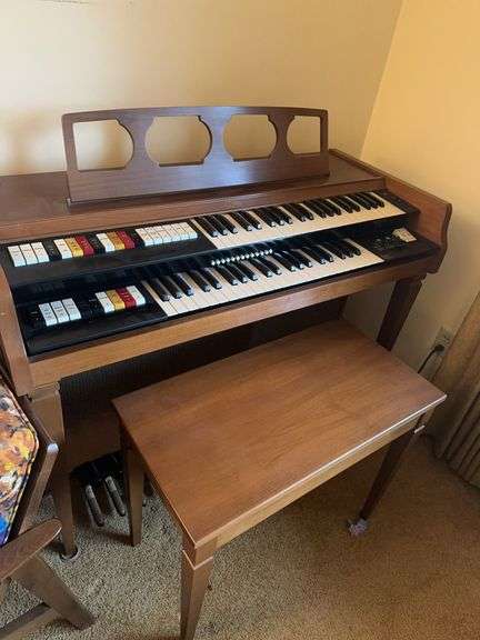 Conn organ - Auction Ohio