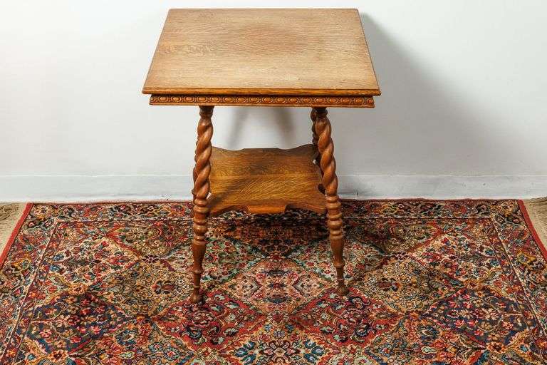 Antique Victorian Tiger Oak Parlor Table - Auction Ohio