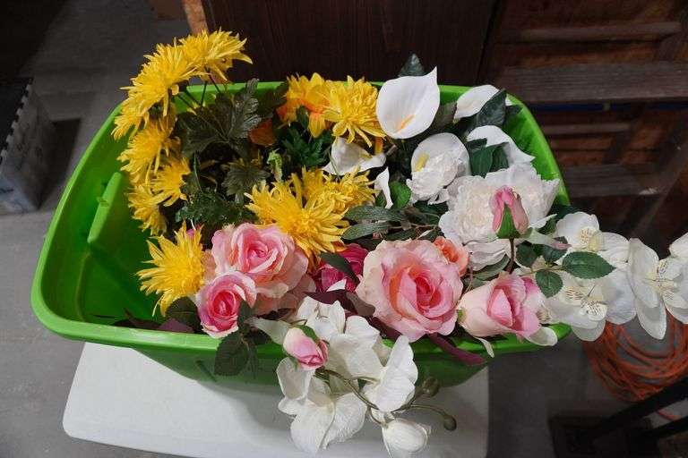 Assorted Artificial Flowers – Mixed Colors & Styles in tote - Auction Ohio
