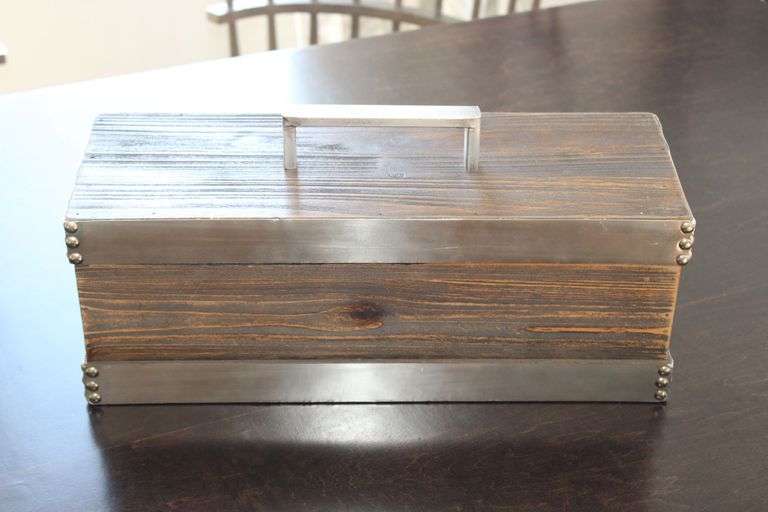Rustic Wood Storage Box - Auction Ohio