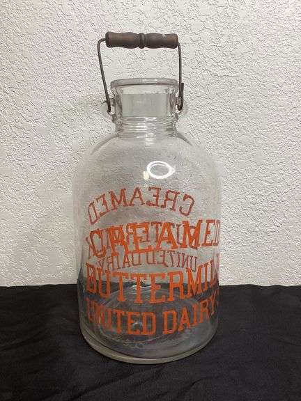 Vintage Cream & Buttermilk Glass Jug - Auction Ohio